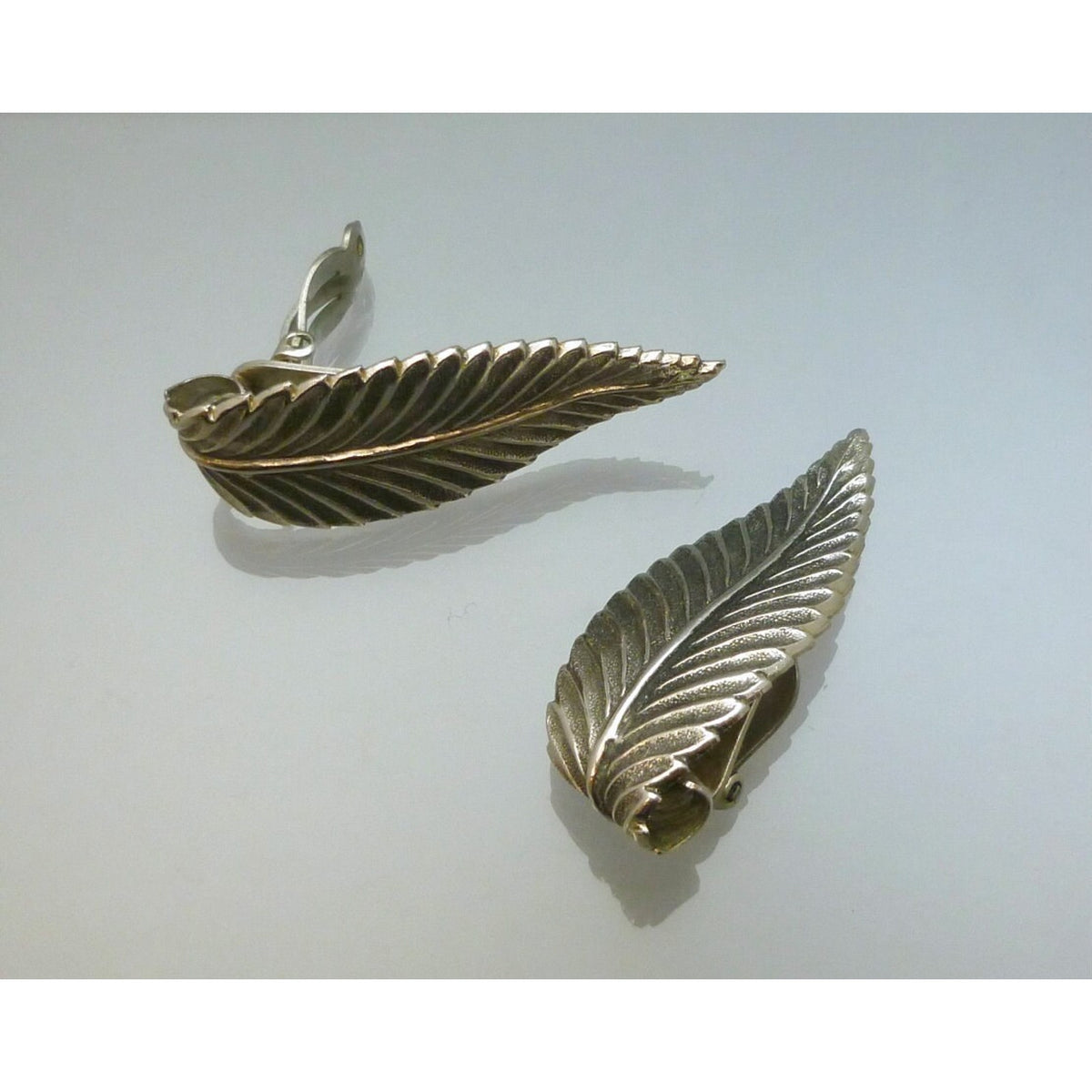 Vintage Whiting & Davis Leaf Design Earrings, Silver Tone, Signed Desi ...