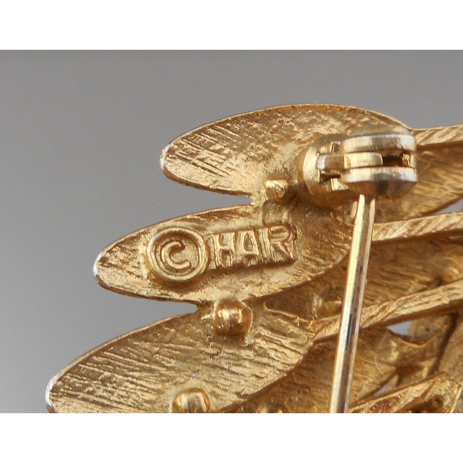 Vintage 1950s Hargo Feather or Leaf Brooch - Gold Tone Signed HAR Desi ...